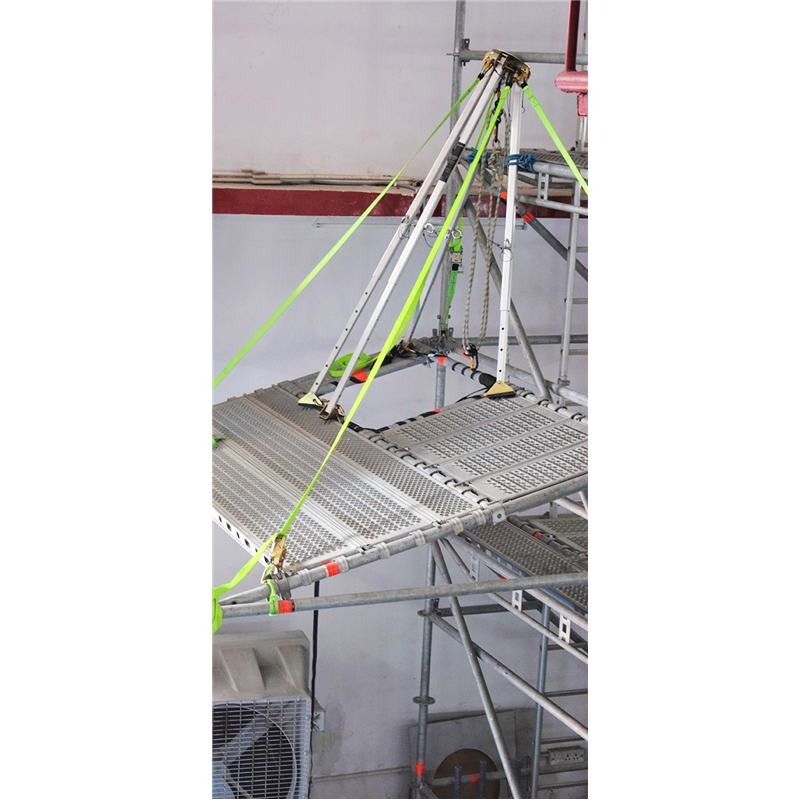 QuadPod for cliff top or mountain rescue and confined space rescue